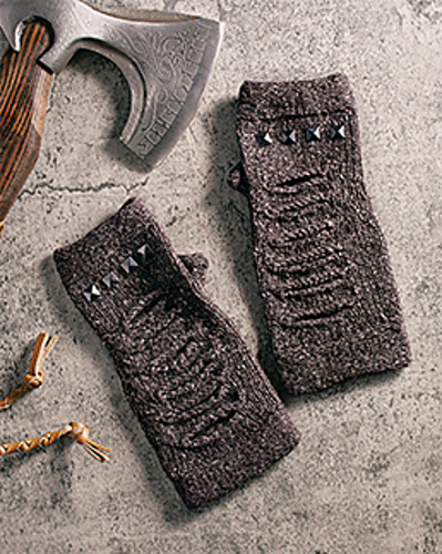 Ravelry: Dwarf Battle Gauntlets pattern by Lilium Rose