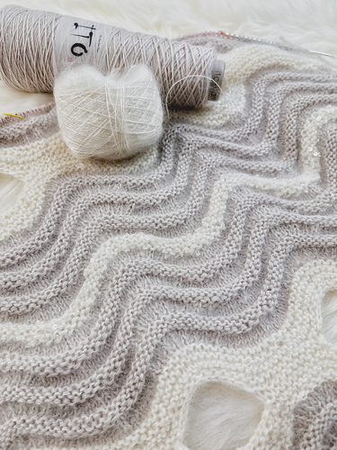 Ravelry: Orlando Wrap pattern by Tanja Franz