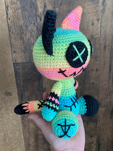 Ravelry: Medium Zombie Cat pattern by Tanya corbeil