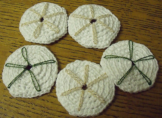 Ravelry: Sand Dollars pattern by Jessica Polka