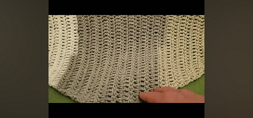 Ravelry: V Scarf pattern by Fiber Spider