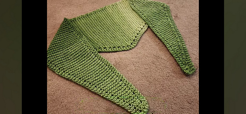 Ravelry: Side to Side Shawlette pattern by Fiber Spider