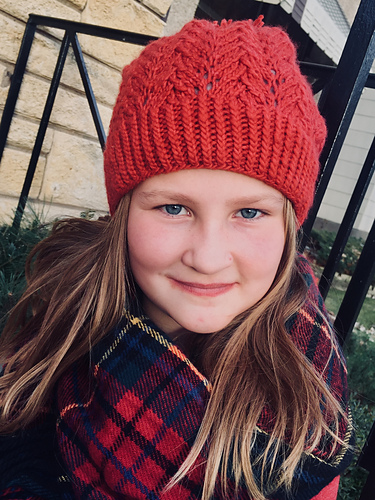 Ravelry: CeCe Peek-A-Boo pattern by Tara Lyons