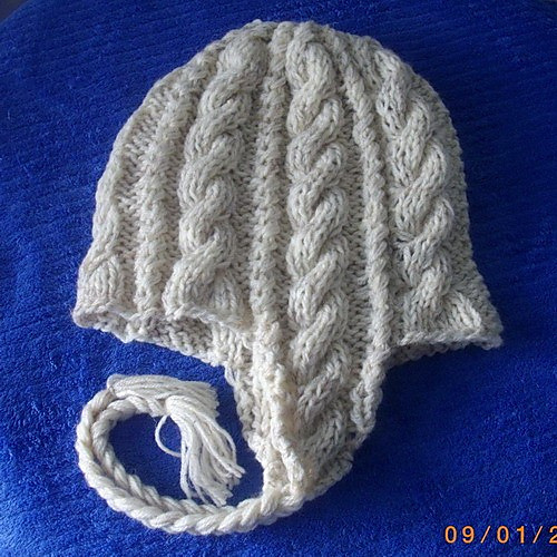 Ravelry: Jason's Two-Needle Ski Hill Hat pattern by Christina Drummond