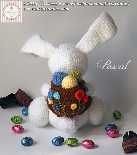 Ravelry: Amigurumi: Conejo Pascal / Bunny Pascal pattern by Tarturumies