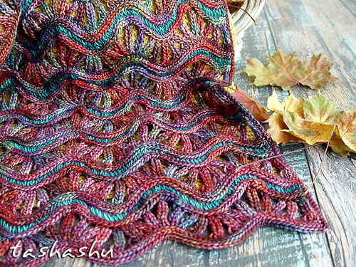 Ravelry: Knitted Cowl Chameleon pattern by Svetlana Gordon