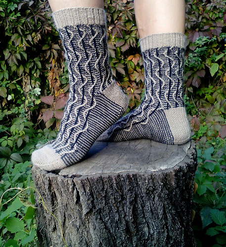 Ravelry: Illusion Socks pattern by Alena Malevitch