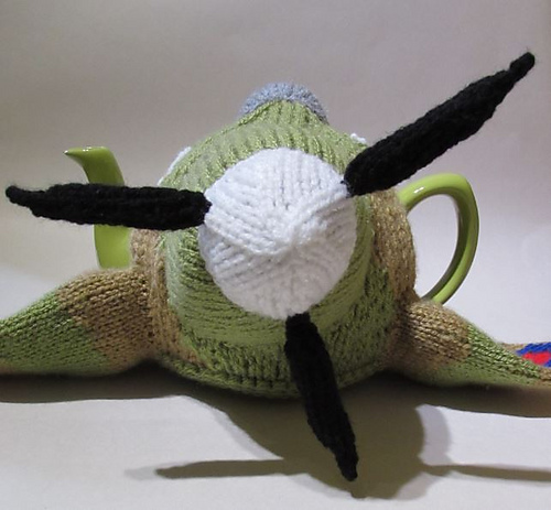 Ravelry: Spitfire Tea Cosy pattern by Susan Cowper