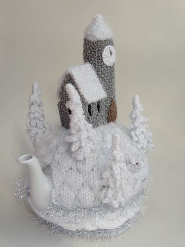 Ravelry: Winter Wonderland Tea Cosy pattern by Susan Cowper