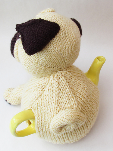 Ravelry: Pet Pug Tea Cosy pattern by Susan Cowper