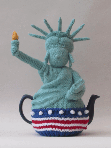 Ravelry: Statue of Liberty Tea Cosy pattern by Suzy Cowper
