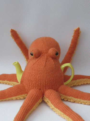 Ravelry: Octopus Tea Cosy pattern by Susan Cowper