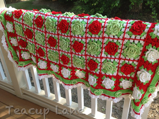 Ravelry: Teacuplane's Rose Garden Granny Rose Throw