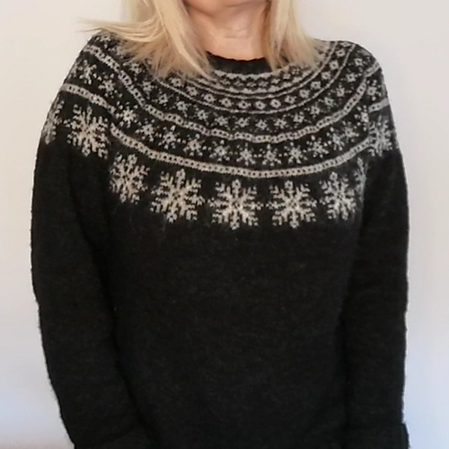 Ravelry: Jersey Nieve pattern by Àngels Bergé