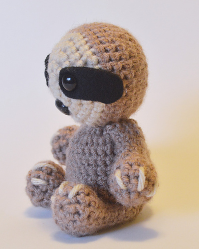 Ravelry: Sloth Plushie pattern by Tessa D