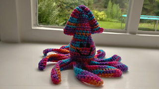 Ravelry: inktvis / squid (sepia) pattern by Tessa Haakt