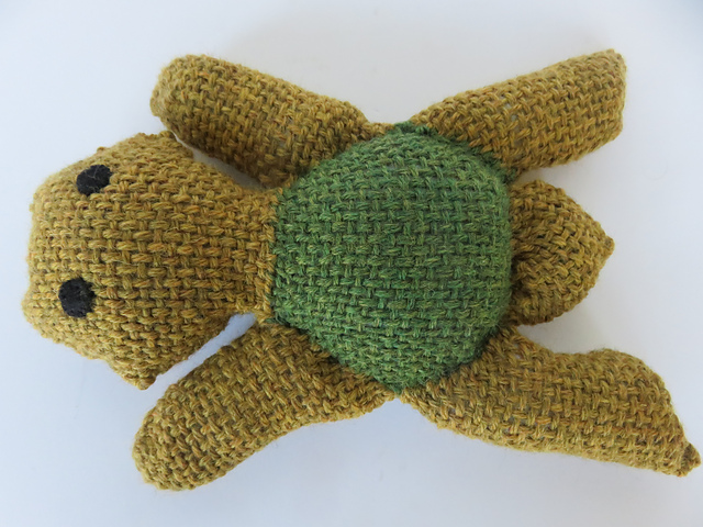Ravelry: TexasGabi's TURTLE Hexagon Pin Loom: Turtle Mascot