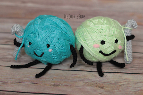 Ravelry: Yarn Buddy pattern by Erin Sharp