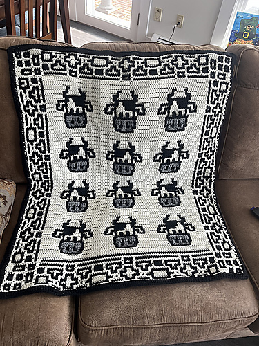 Ravelry: Nosey Cows Mosaic Blanket pattern by Pippa Everett