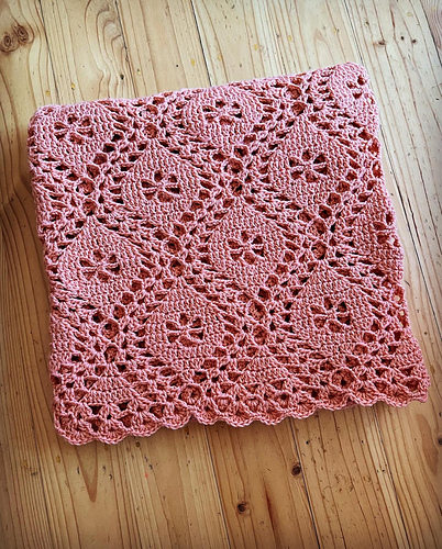 Ravelry: Flora Lanterna Square Blanket pattern by The Crochet Fix