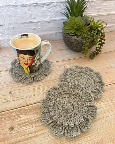 Ravelry: Spring Bling Coasters pattern by The Crochet Fix
