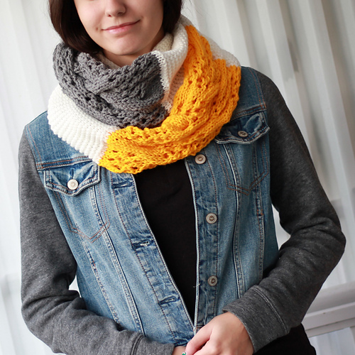 Ravelry: Julia pattern by April Miller