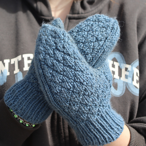 Ravelry: Errigal Mittens pattern by Ciara Doyle