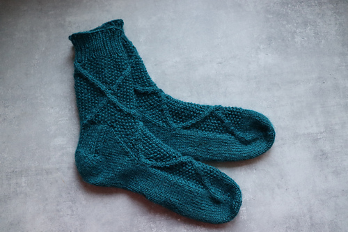 Ravelry: Seine pattern by Ciara Doyle