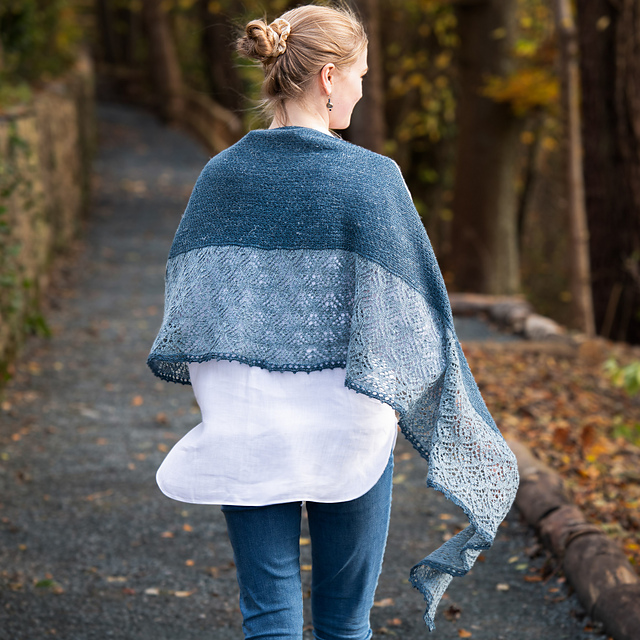 Ravelry: Lobelia pattern by Joanna Ignatius