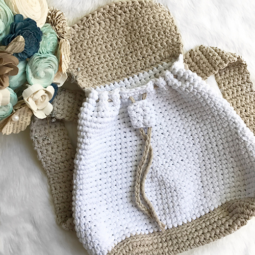 Ravelry: Summer Solstice Backpack pattern by Rachel Misner