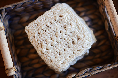 Ravelry: Vintage Scarf pattern by Pamela Toland