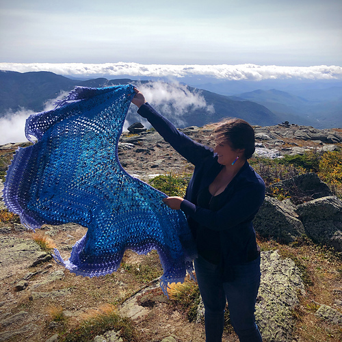 Ravelry: Onawa Trestle Wrap pattern by The Happy Peapod