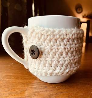 Ravelry: The Honeyloop Hug Cozy pattern by The Honeyloop