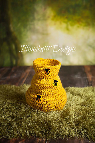 Ravelry: Beehive Prop Basket pattern by Starseed Sophie