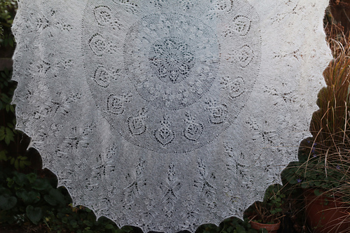 Ravelry: Wraith pattern by Mary-Anne Mace