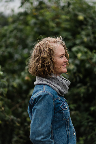 Ravelry: Calluna Cowl pattern by The Lamb & Kid Designs