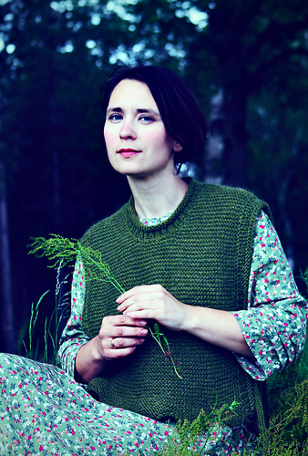 Ravelry: Crossandra Vest Adult pattern by Nashwa Sakr