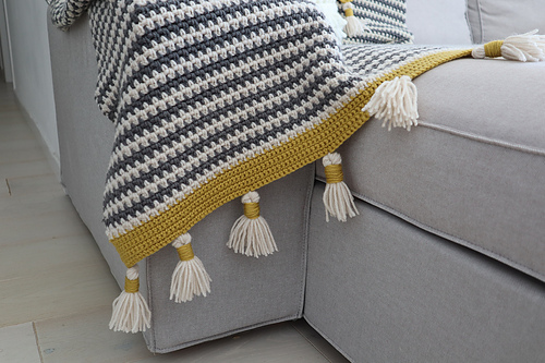 Ravelry: The Boho Stripes Blanket pattern by Michelle Greenberg