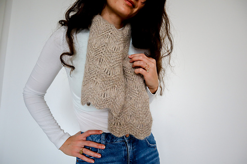 Ravelry: Chevron drop stitch scarf pattern by Michelle Greenberg
