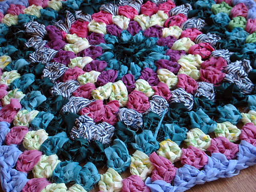 Ravelry: Shabby Chic Vintage Style Granny Square Rag Rug pattern by The ...