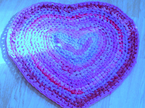 Ravelry: Heart Rag Rug pattern by The Sunroomuk