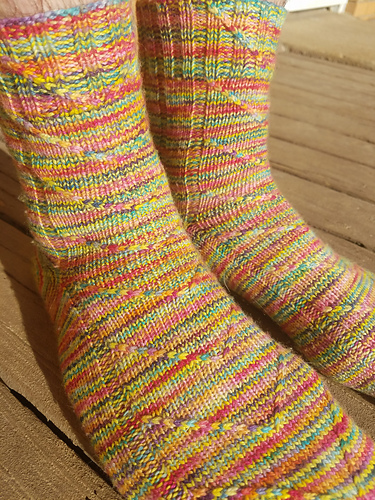 Ravelry: very v socks pattern by Nissa Rudh