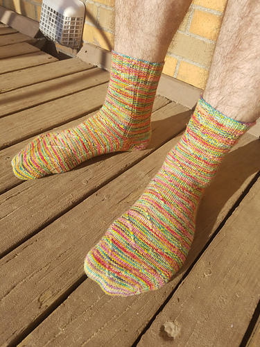 Ravelry: very v socks pattern by Nissa Rudh