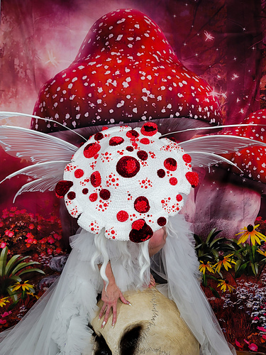 Ravelry: Twisted Bleeding Tooth pattern by Natalie Allen