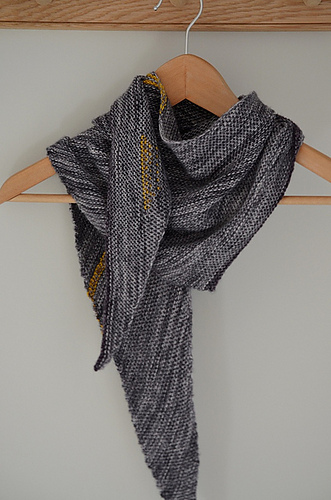 Ravelry: Graphic Kerchief pattern by Ce Persiano