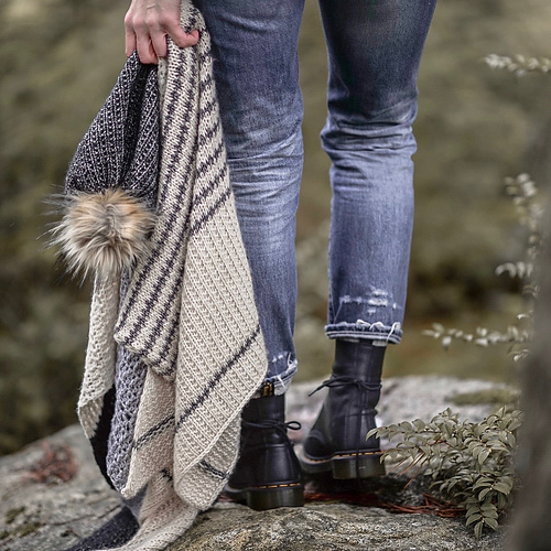 Ravelry: Shadow Shawl pattern by Heidi May