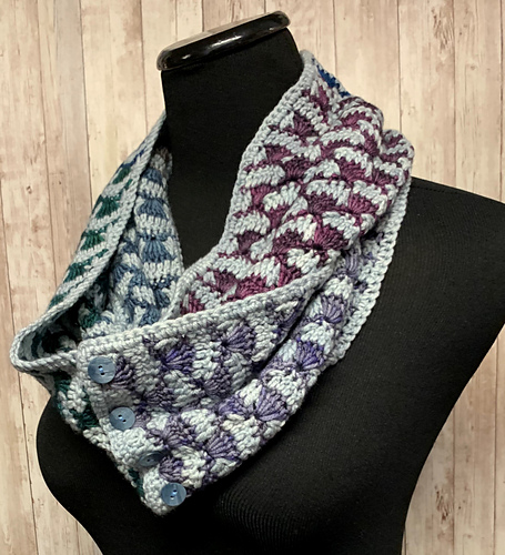 Ravelry: Cobblestone Cowl pattern by Rachy Newin