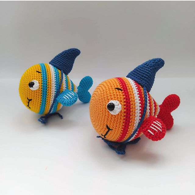 Ravelry: Bobo the "shark" fish pattern by Marili Papadopoulou