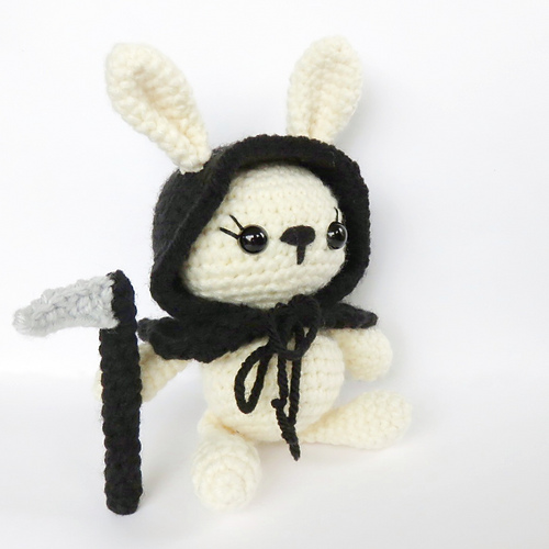 Ravelry: The Grim Bunny pattern by The Cozy Chipmunk