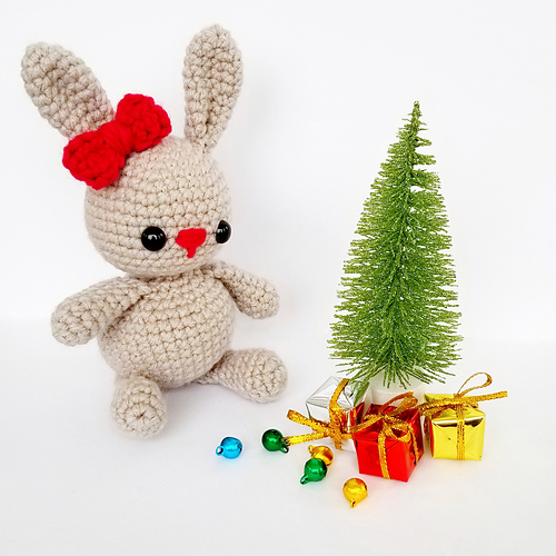 Ravelry: Stocking Bunny pattern by The Cozy Chipmunk